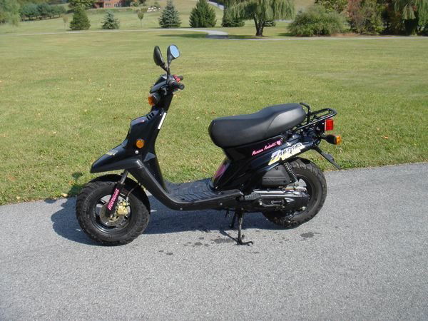 Yamaha Zuma Sports Scoot Scooter