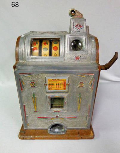 Vintage 1928 Jennings 10 Cent Slot Machine:
