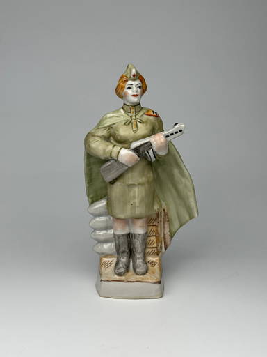 Rare Vintage Soviet Porcelain Wwii Figurine "lady With Rifle" Baranovka ...