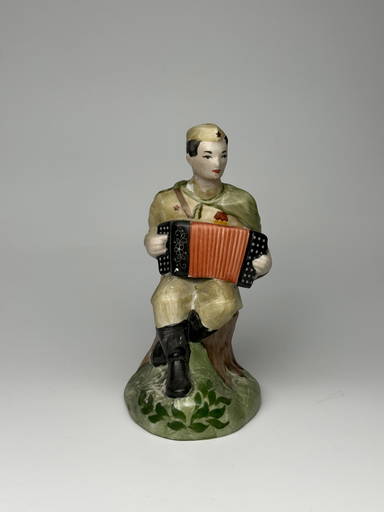 Rare Vintage Soviet Porcelain Wwii Figurine Â€œred Army Soldier Playing ...