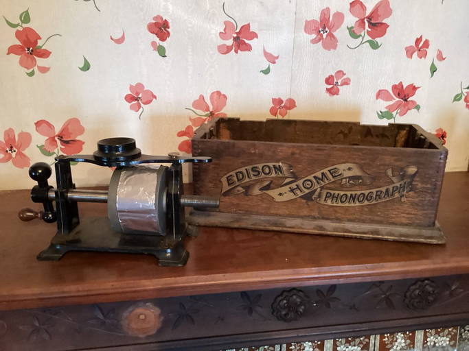 Antique Edison Home Phonograph