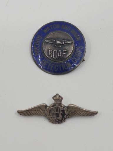 Set of 2 RCAF Sterling Silver Pin's - Dec 09, 2022 | Gaia Auctions in QC