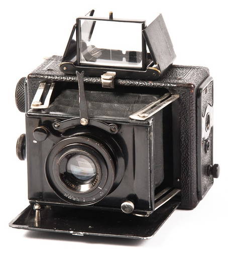 Ernemann Folding Strut Roll Film Camera - Nov 19, 2011 | Fuller's LLC in PA