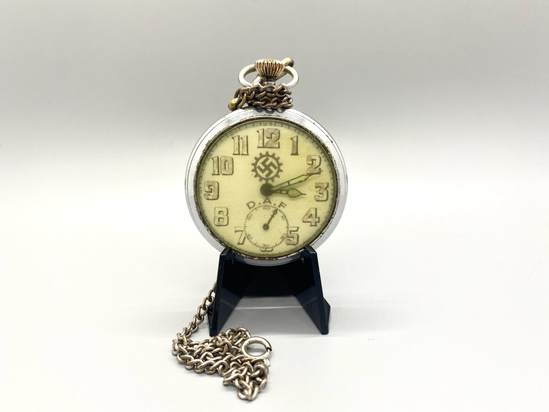 GERMAN D.A.F POCKET WATCH SWASTIKA NAZI WWII (#0012) on Dec 04, 2022 ...