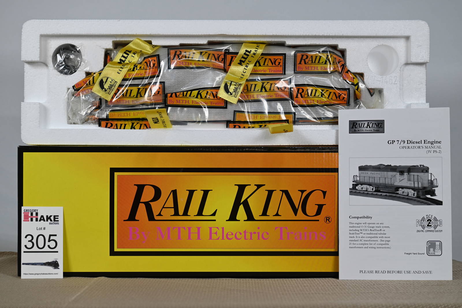 Mth (railking) - 30-2637-1: (o Gauge) Clinchfield - Gp-9 Diesel Engine ...