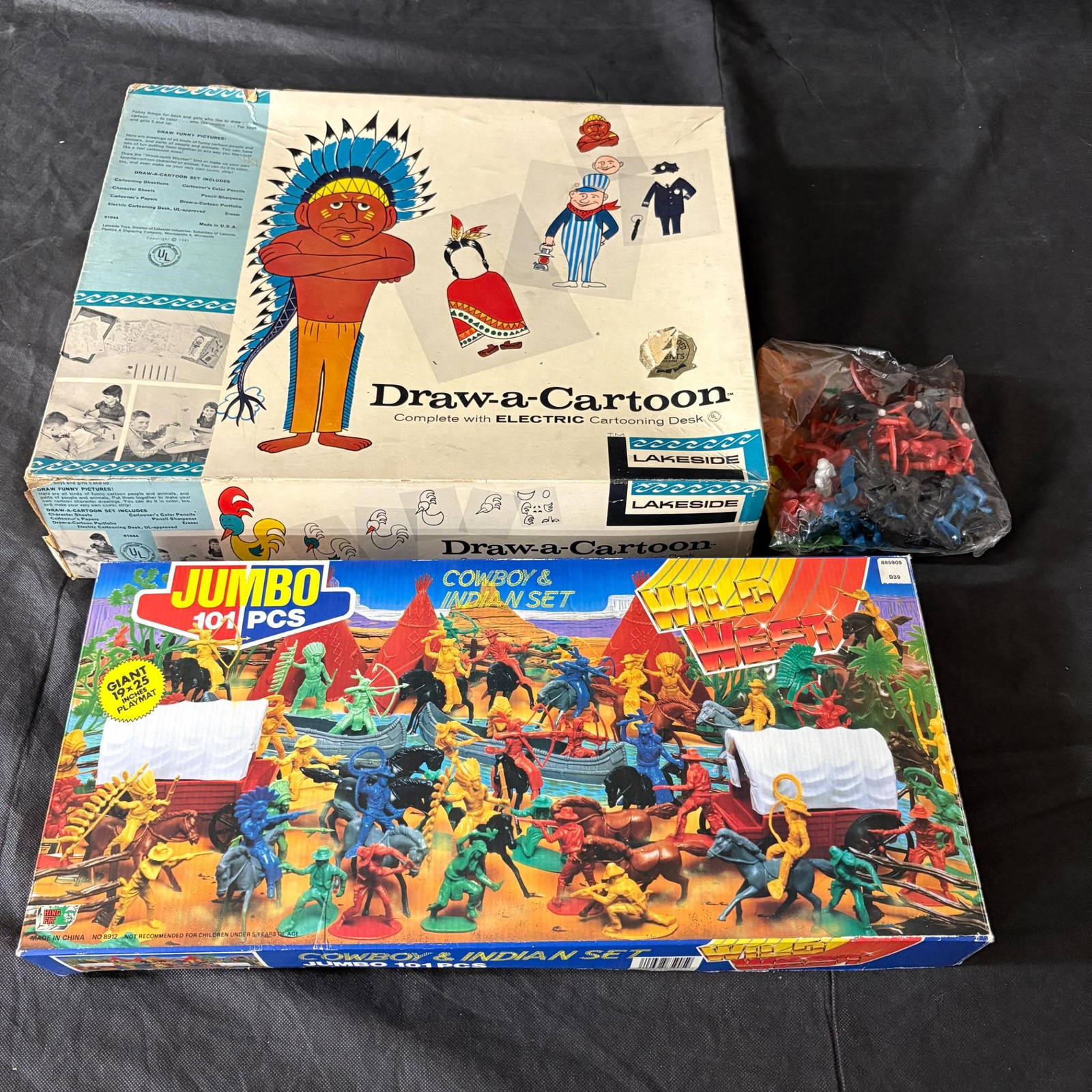 Jumbo Western Cowboys And Indians Playset + - Jul 19, 2025 | Aeron ...