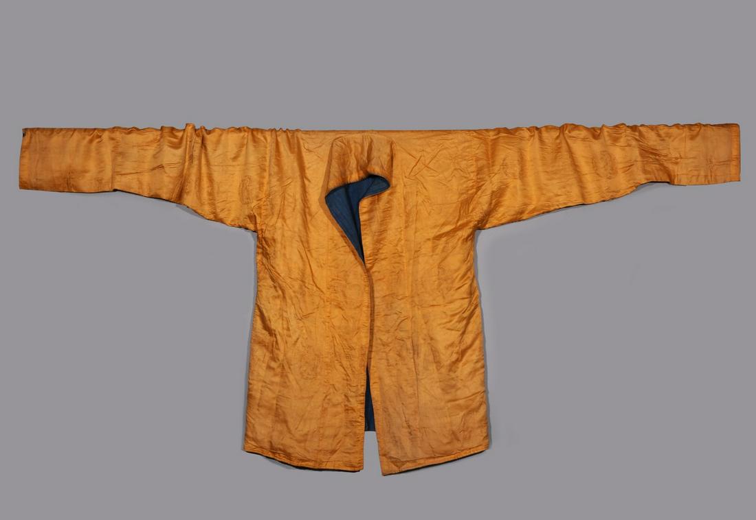 Woven Cotton Inner Robe In Qing Dynasty Auction