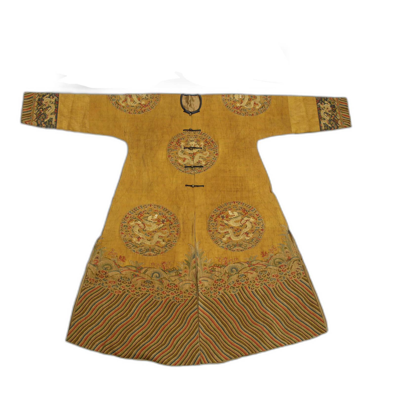 Kesi Dragon Robe Auction