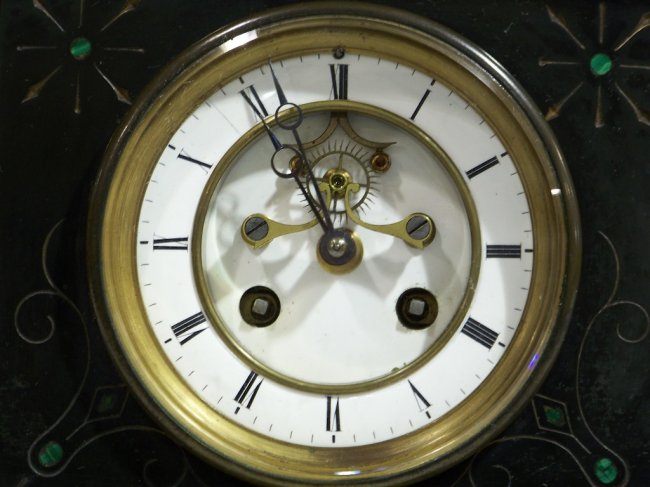 J.Marti & Cie Medaille de Bronze & Slate Mantle Clock : Lot 118