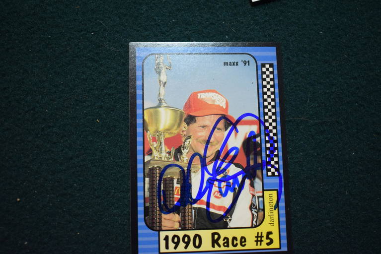 Dale Earnhardt Signed 1990 Maxx Card #174
