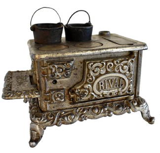 Prizer Regal Antique Cast Iron Cook Stove,