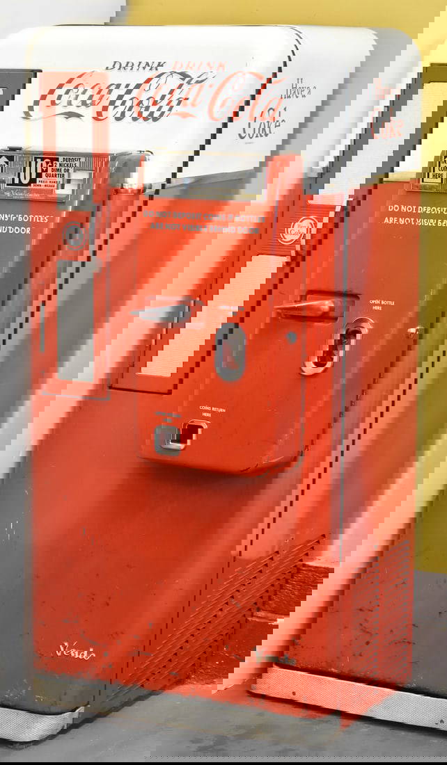 The Vendo Company Drink Coca-cola Model H56 Vending Machine - Jul 16 ...