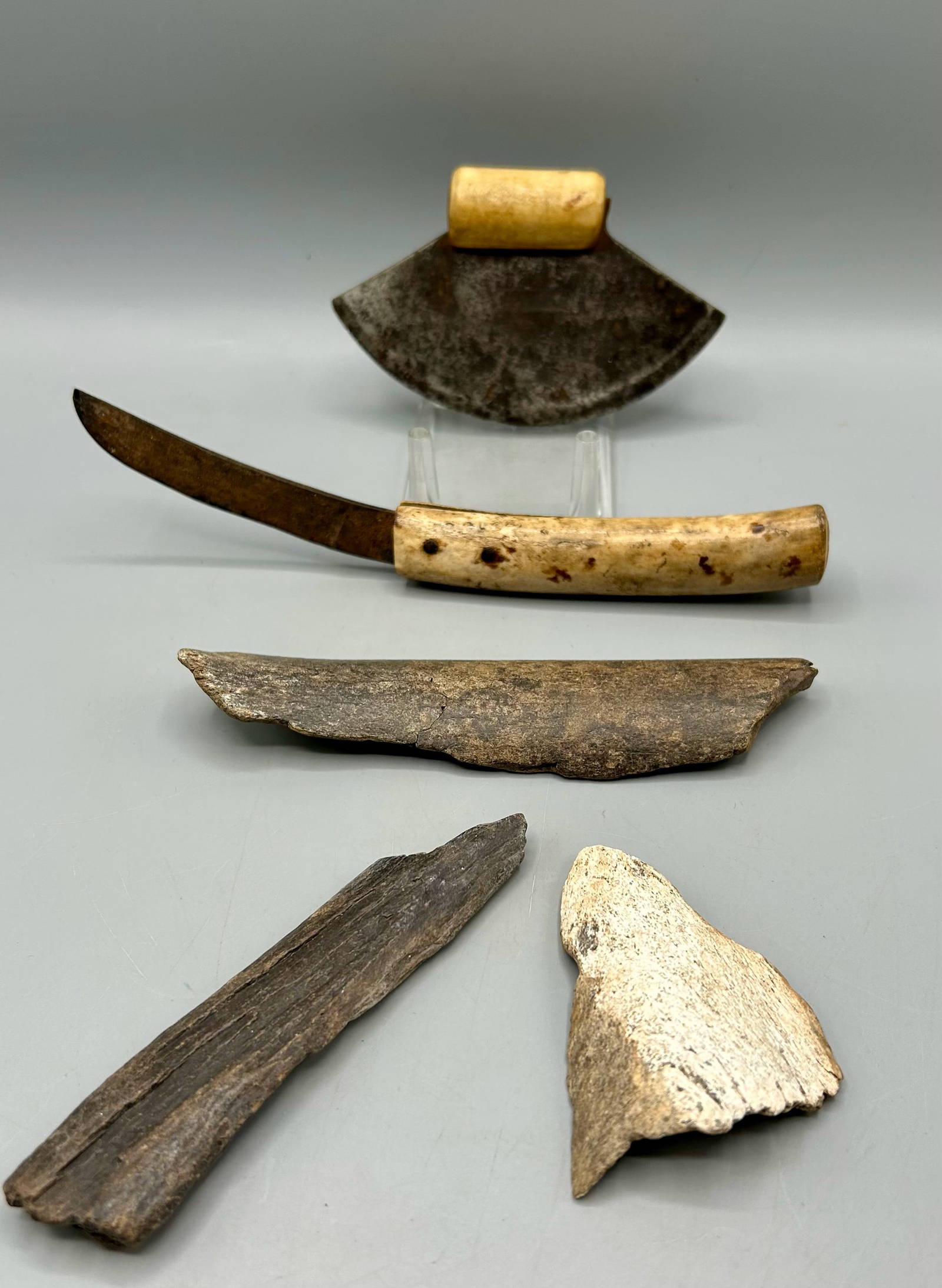 Two Inuit Knives, One Ulu And Three Bone Gouges Auction
