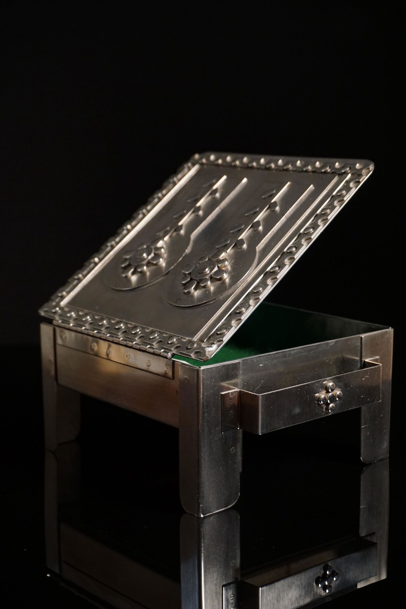 Stanley Szwarc Modernist Steel Jewelry Box Auction