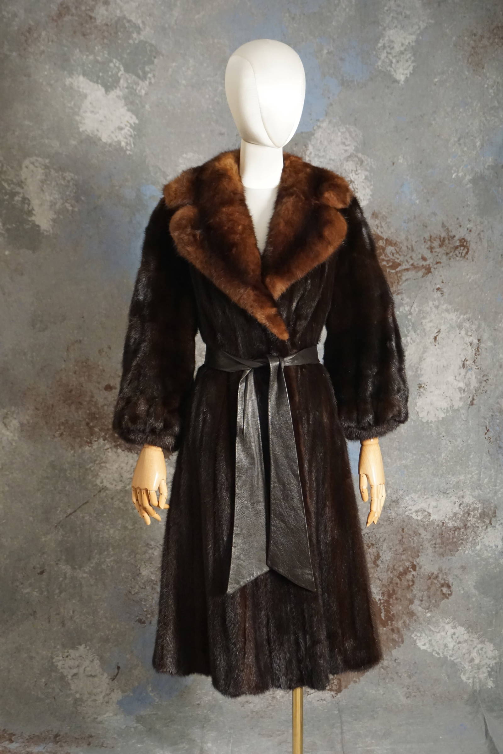 Vintage 1950s Mink Fur Coat, Manor Feldman Chicago Auction