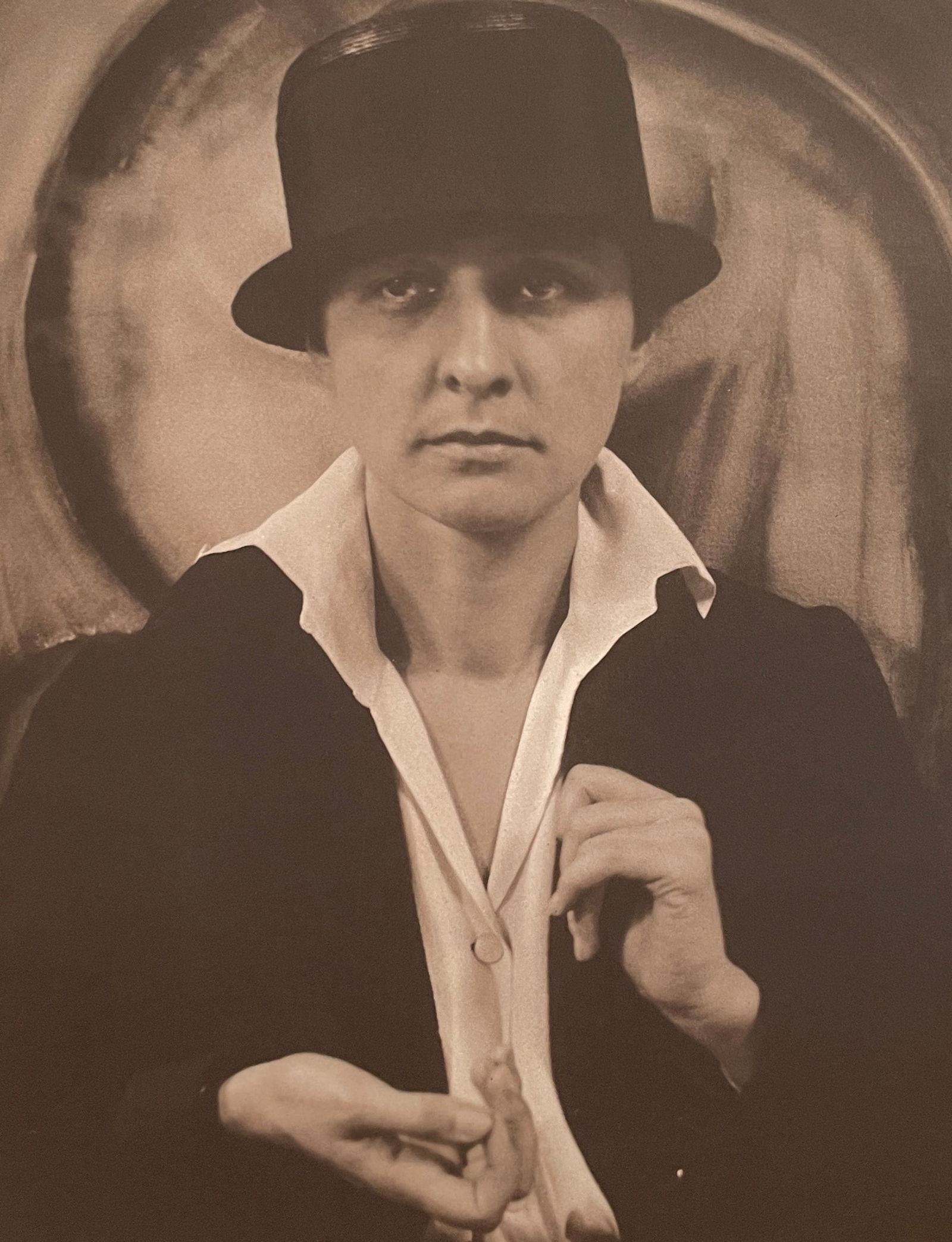 Georgia O'keeffe - Self Portrait, 1918 Auction