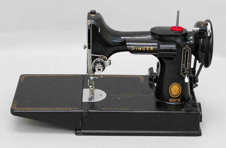 Vintage Singer Electric Sewing Machine 221