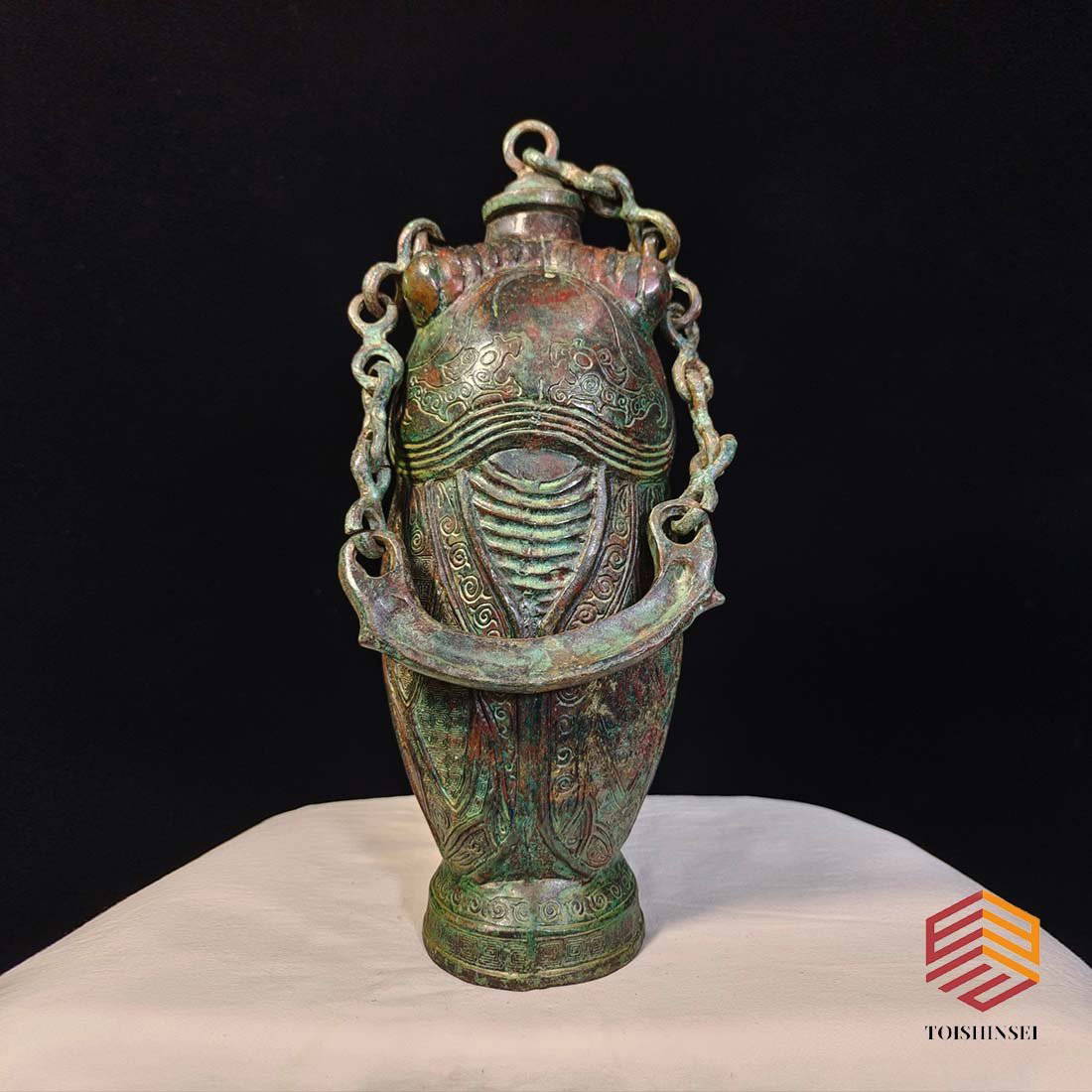 Shang And Zhou Bronze Vessels "cicada Pot With Chain" Ritual Vessel Auction