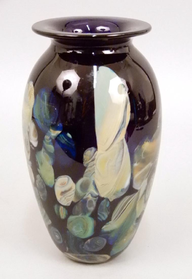 D (Don) Bagwell art glass vase - May 02, 2014 | Stephenson's Auction in PA