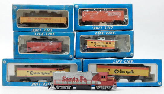 Bachmann Ho Scale Box Car Train Chessie System