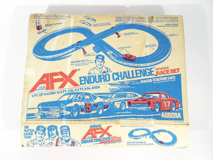 1977 Aurora Afx Race Car Set In Original Box.