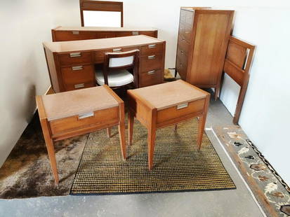 Walnut Bedroom Set, Karpen Guaranteed Furniture Co.