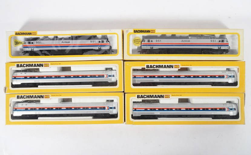 Bachmann Bros. HO Scale Amtrak Train Set (#0124) on Feb 19, 2023 ...