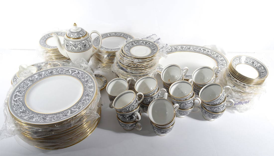 Wedgwood Florentine Black China Set Auction
