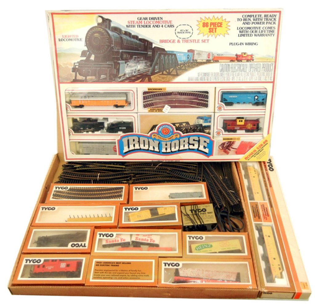 Tyco "The Twin Diesel Freight" electric train set No.