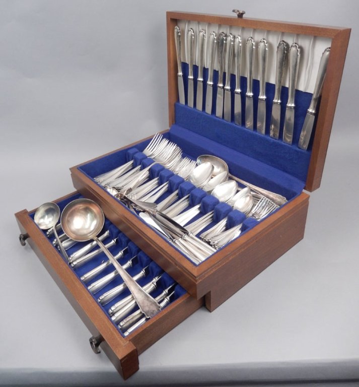Bruckmann And Sohne 800 Silver "liselotte" Flatware Set