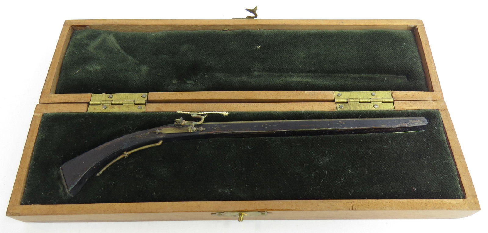 A FINE MINIATURE MATCHLOCK MUSKET BY EDUARDO RUIZ - Jun 27, 2020 ...