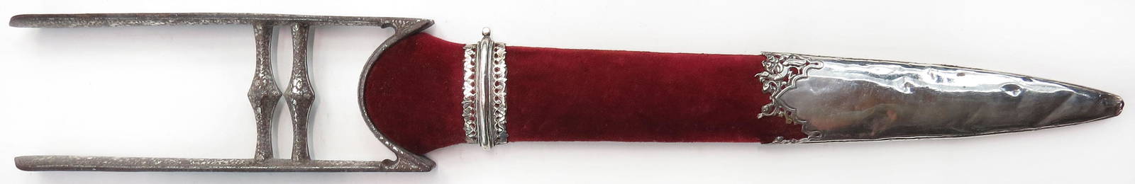 Long Tanjore Katar Dagger With Pierced Hilt And