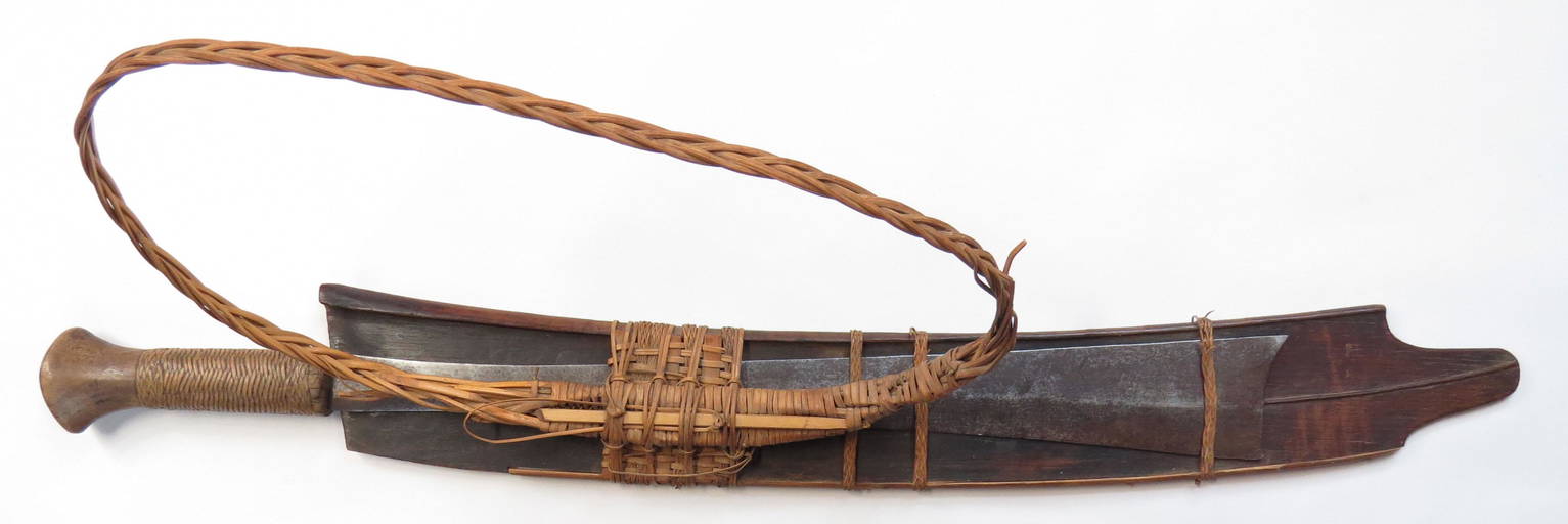 A Naga Headhunter Dao Sword