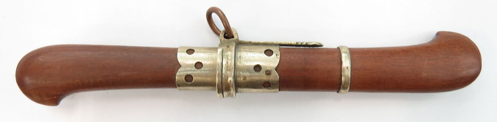 A Korean Eunjangdo Dagger Auction