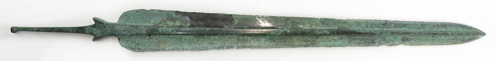 A Korean Eunjangdo Dagger Auction