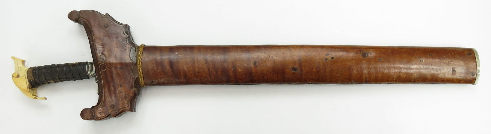 Antique & Vintage Swords & Sabers for Sale in Online Auctions