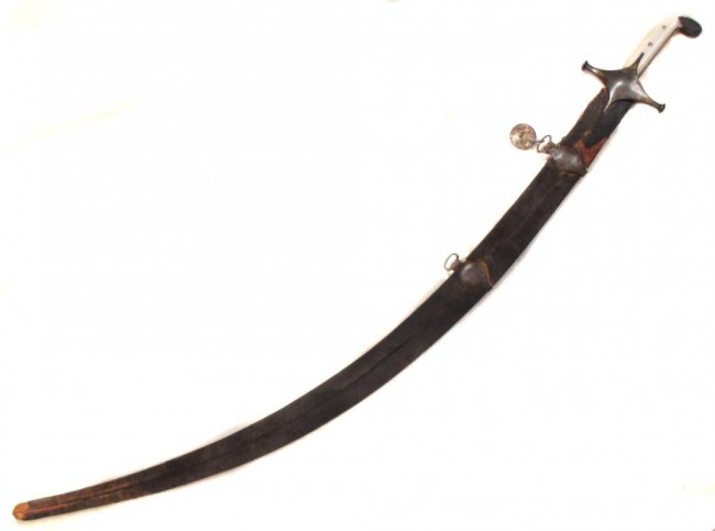 A PERSIAN SAFAVID DYNASTY SHAMSHIR SWORD : Lot 492
