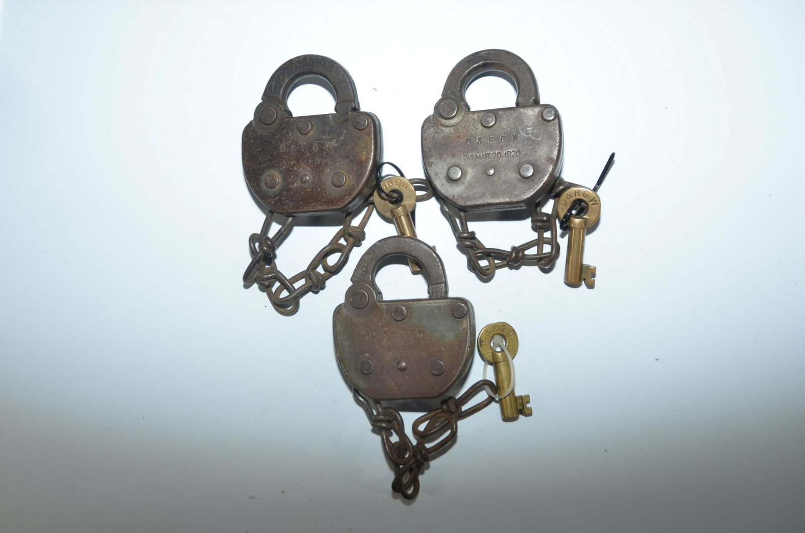 Three Denver And Rio Grande Western Rr Steel Adlake Locks And Brass Keys