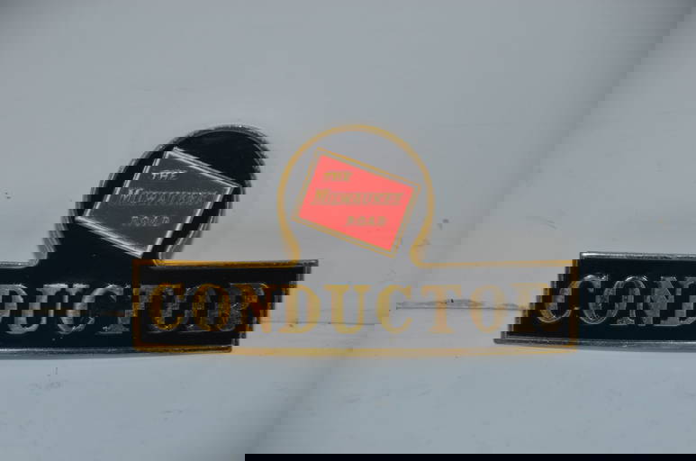 Milwaukee Road Rr Conductor Hat Badge