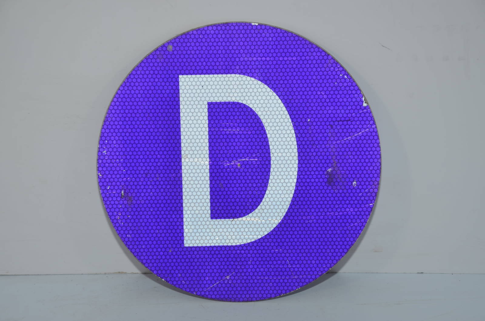 Modern Two-sided Reflective Derail D Sign Auction
