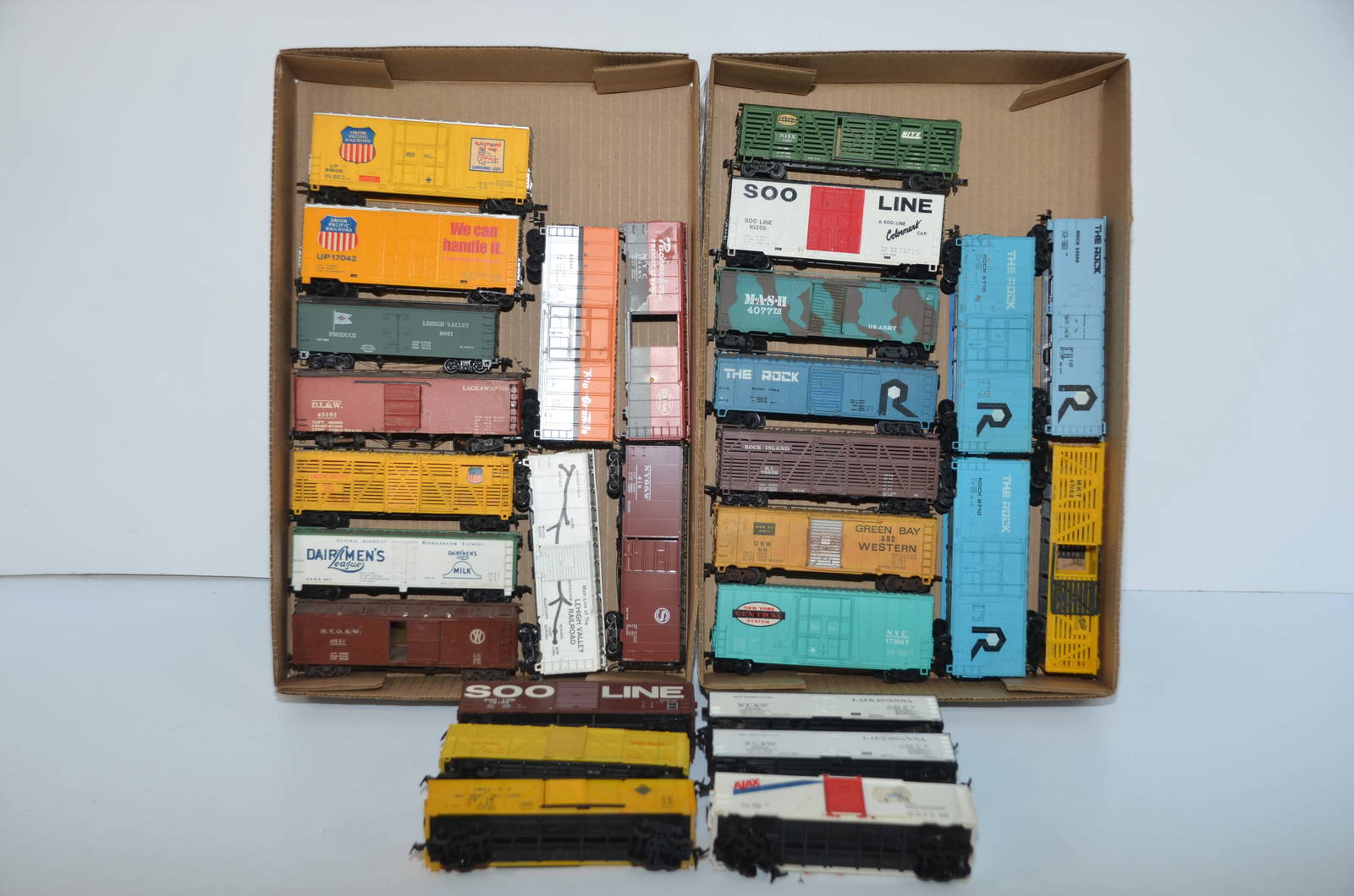 Twenty-eight 40 Foot Long Box Cars-ho Scale Auction