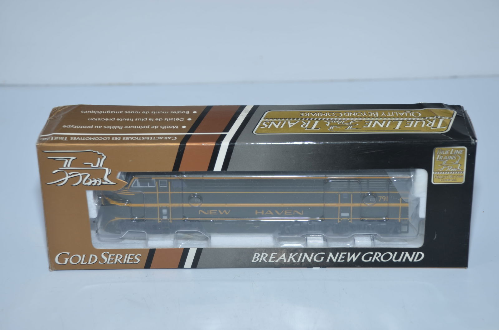 New Haven Rr True Line Trains C-liner Dc Diesel Locomotive #791-ho ...