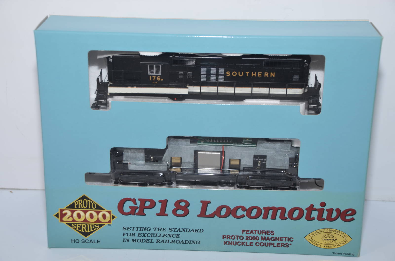 Southern Rr Life-like Proto 2000 Gp18 Dc Diesel Locomotive #176-ho Scale Auction