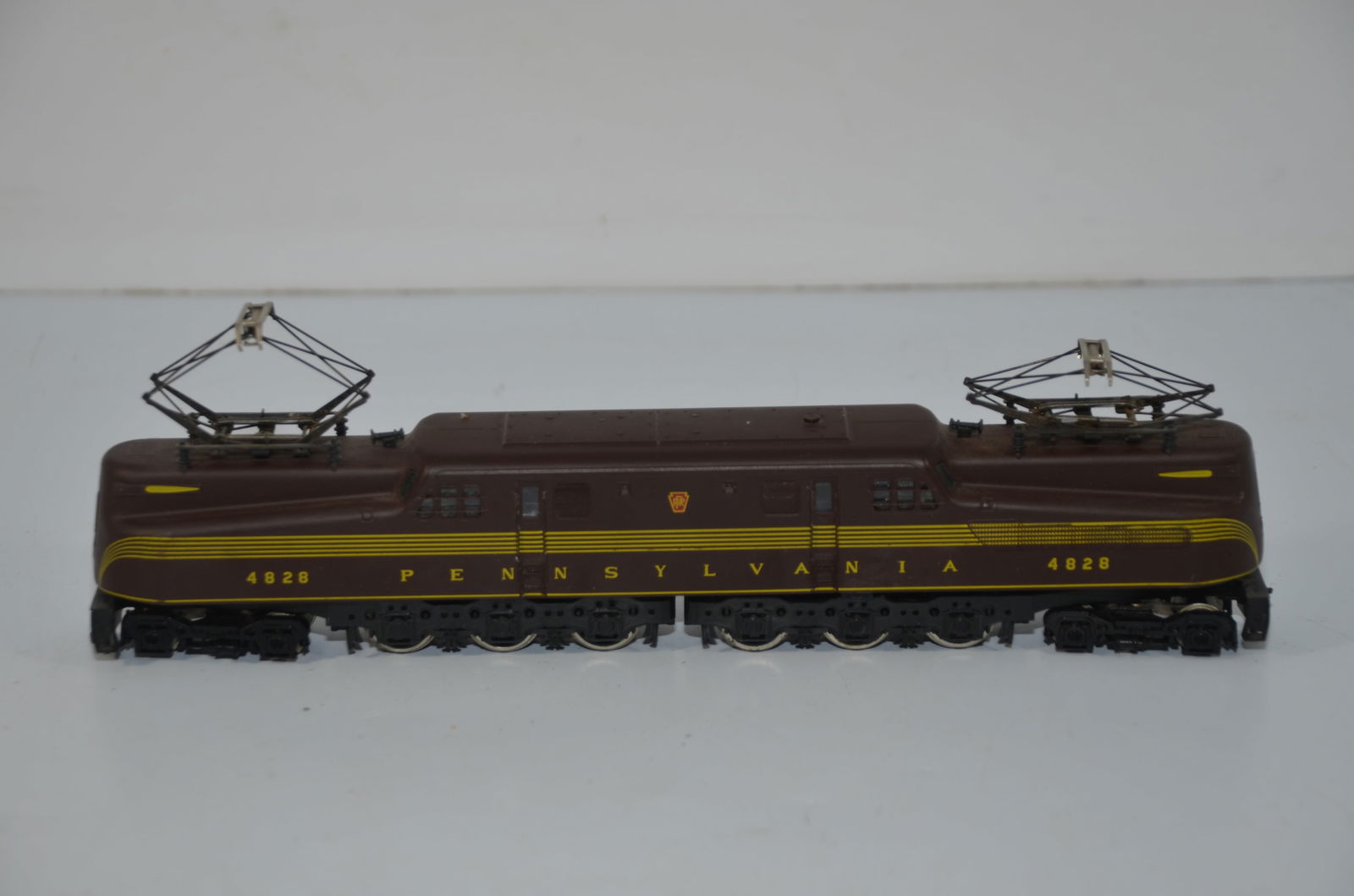 Pennsylvania Rr Mehano Gg1 Electric Locomotive #4828-ho Scale Auction