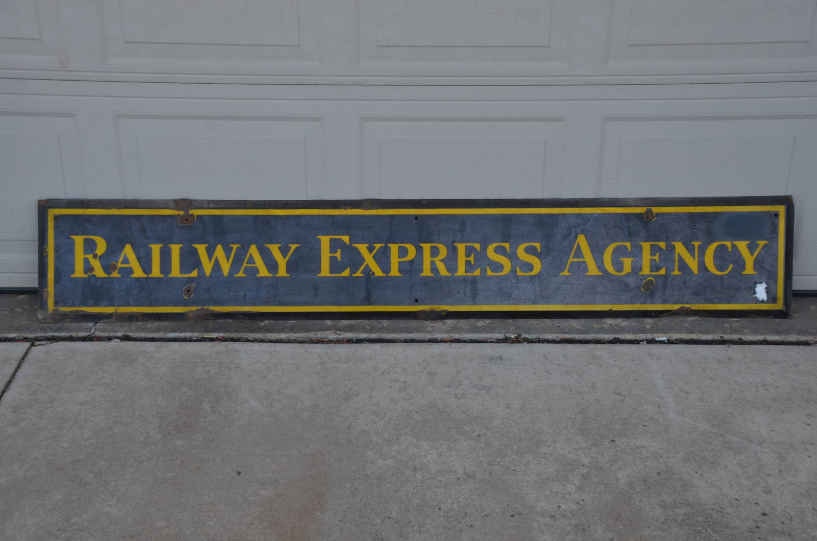 Railway Express Agency Large Porcelain Sign Auction