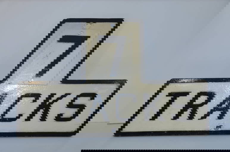 Two Sided 7 Tracks Cast Iron Rr Crossing Sign