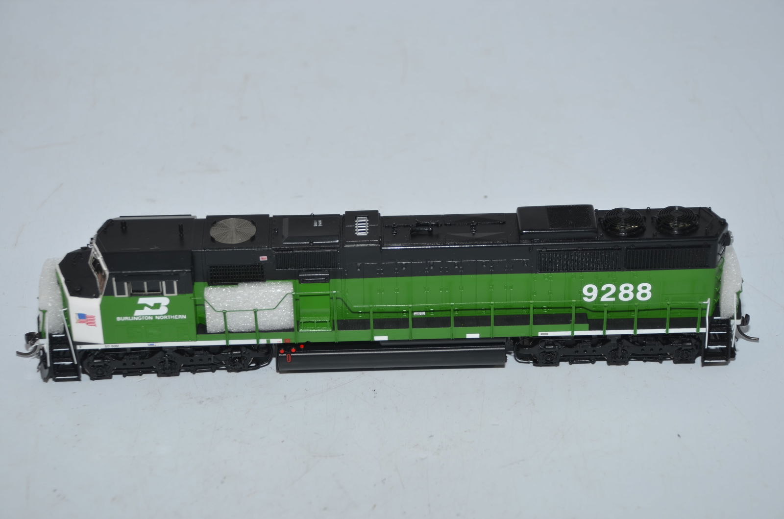 Burlington Northern Rr Sd60m Diesel Locomotive #9288-overland Brass ...