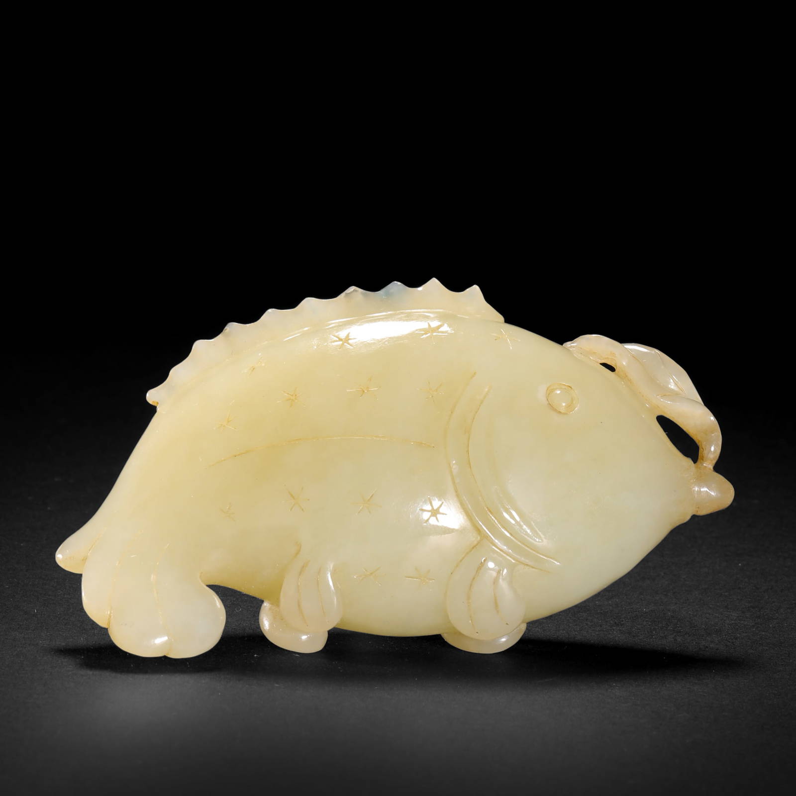 Ming Dynasty Hotan Jade Fish Peeping Lotus Handle Auction