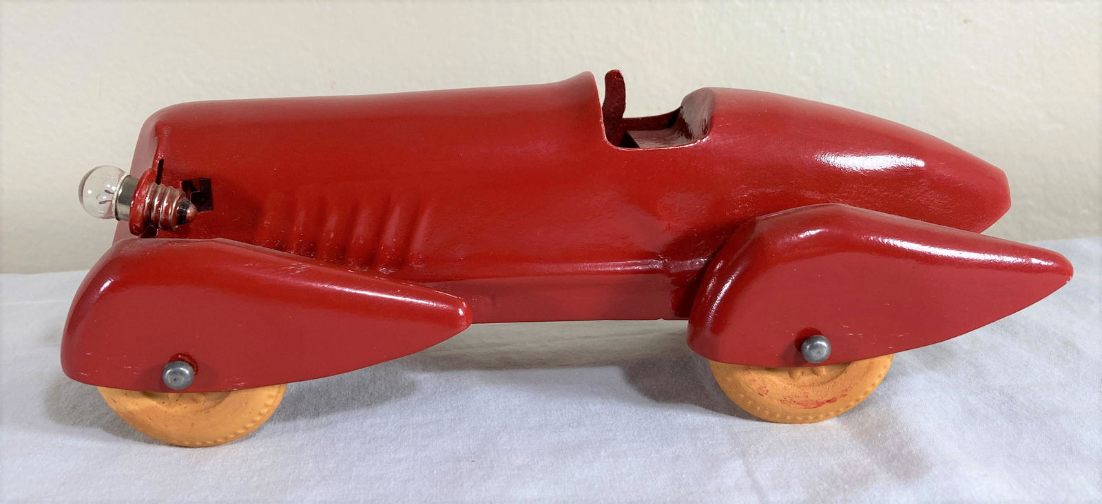 Wyandotte Pressed Steel Bearcat Streamline Racer Racecar Speedster Toy Car