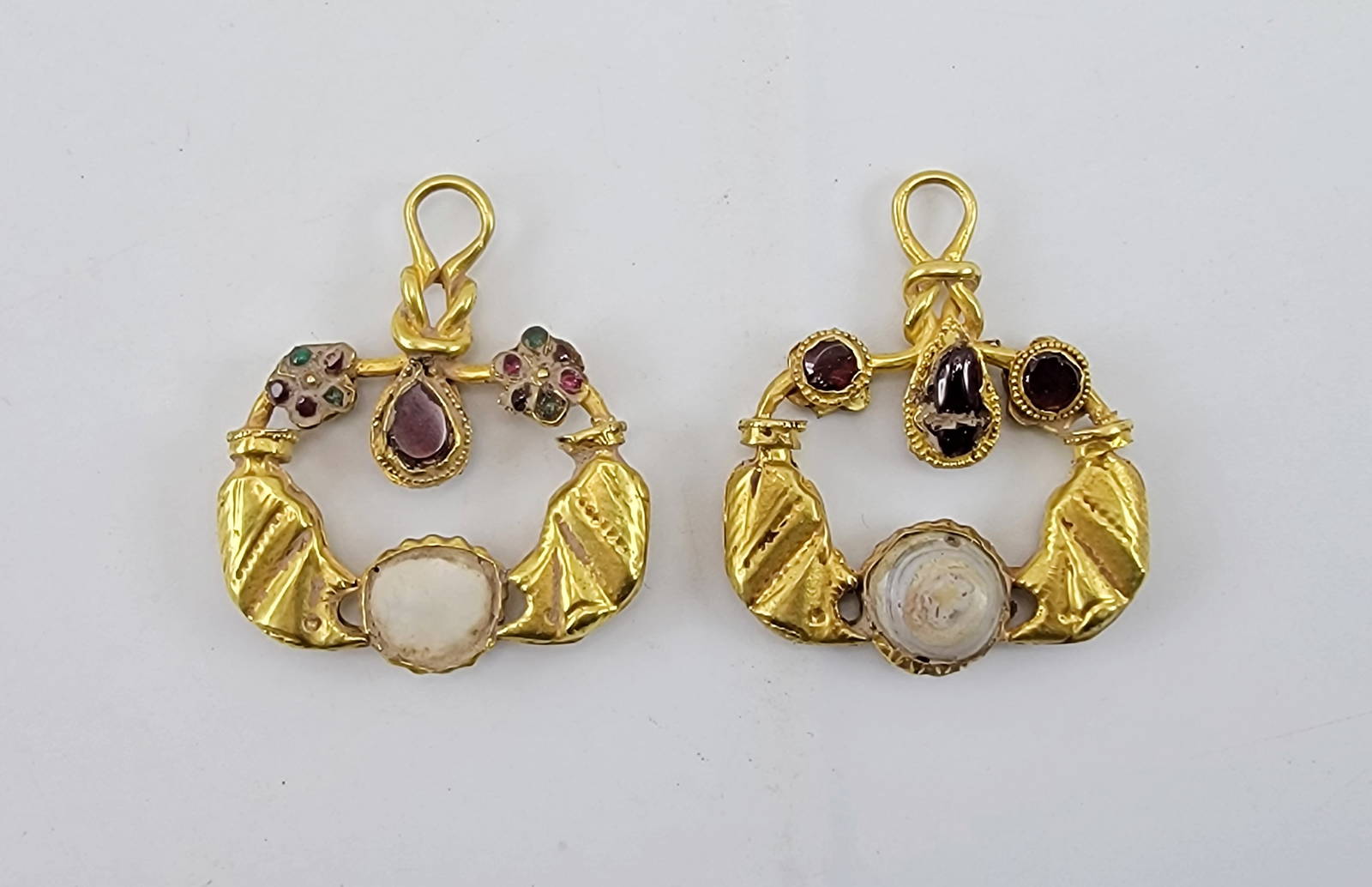 A Pair Of Tang Dynasty Gold Decoration Auction
